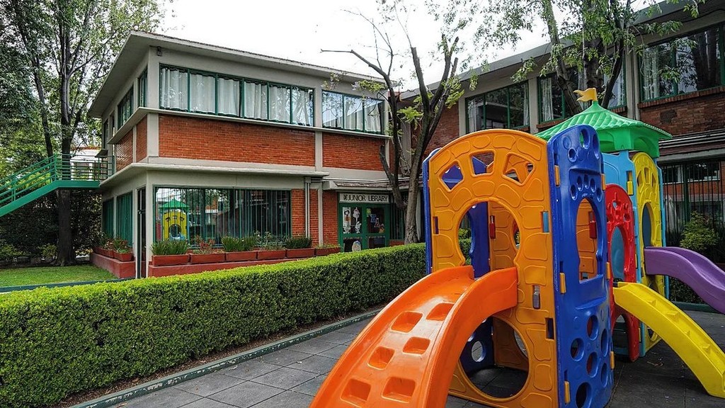 Greengates School: Details and Reviews