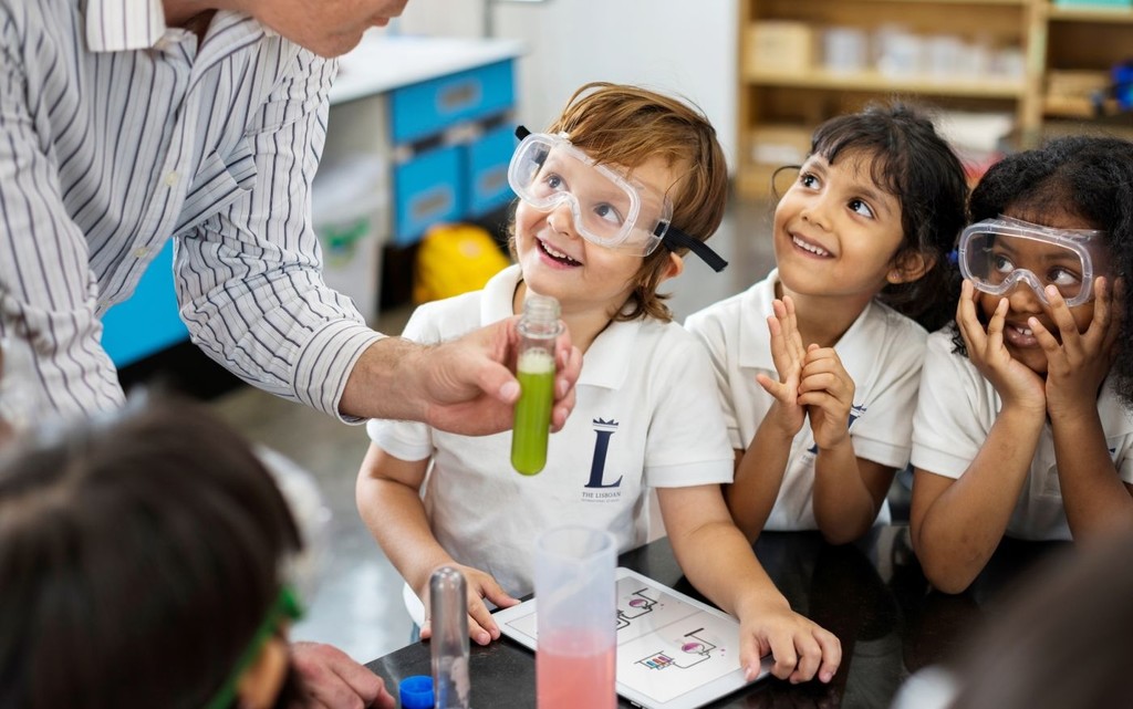 The Lisboan International School: Details and Fees